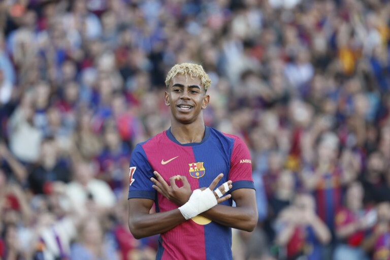Football : Lamine Yamal prolonge son contrat avec le FC Barcelone jusqu ...