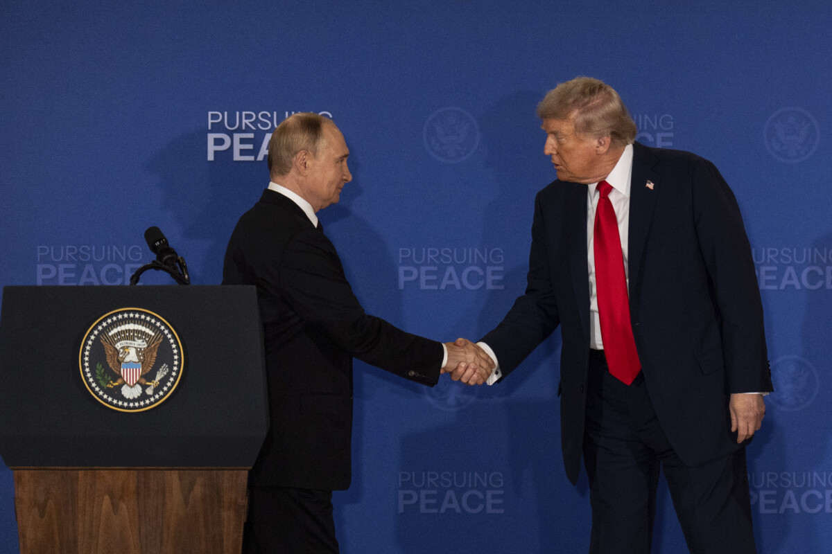 Ukraine Trump J Ai De Nouveau Parlé Avec Poutine Une Bonne